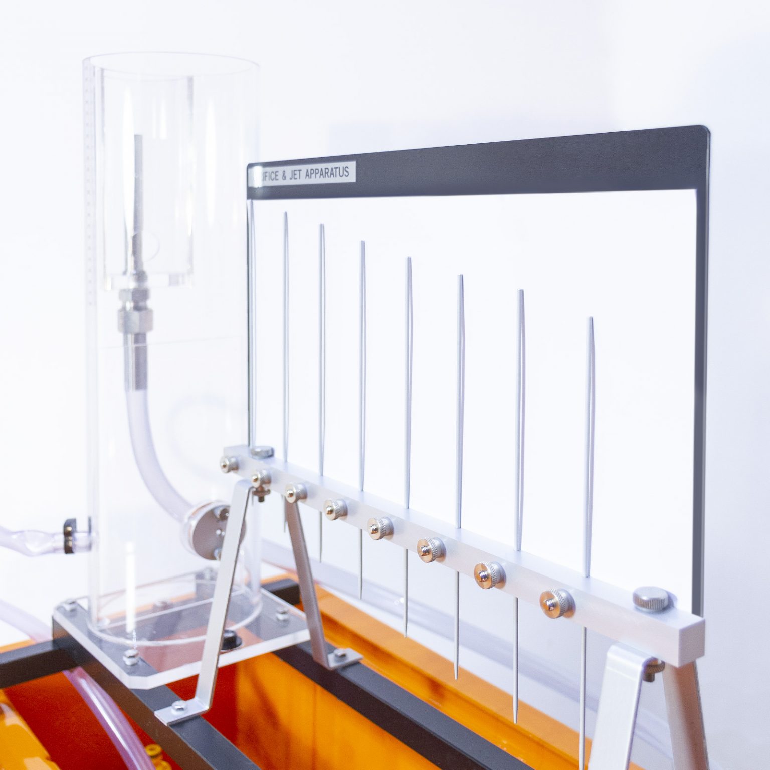 F1-17 Orifice and Free Jet Flow - Armfield