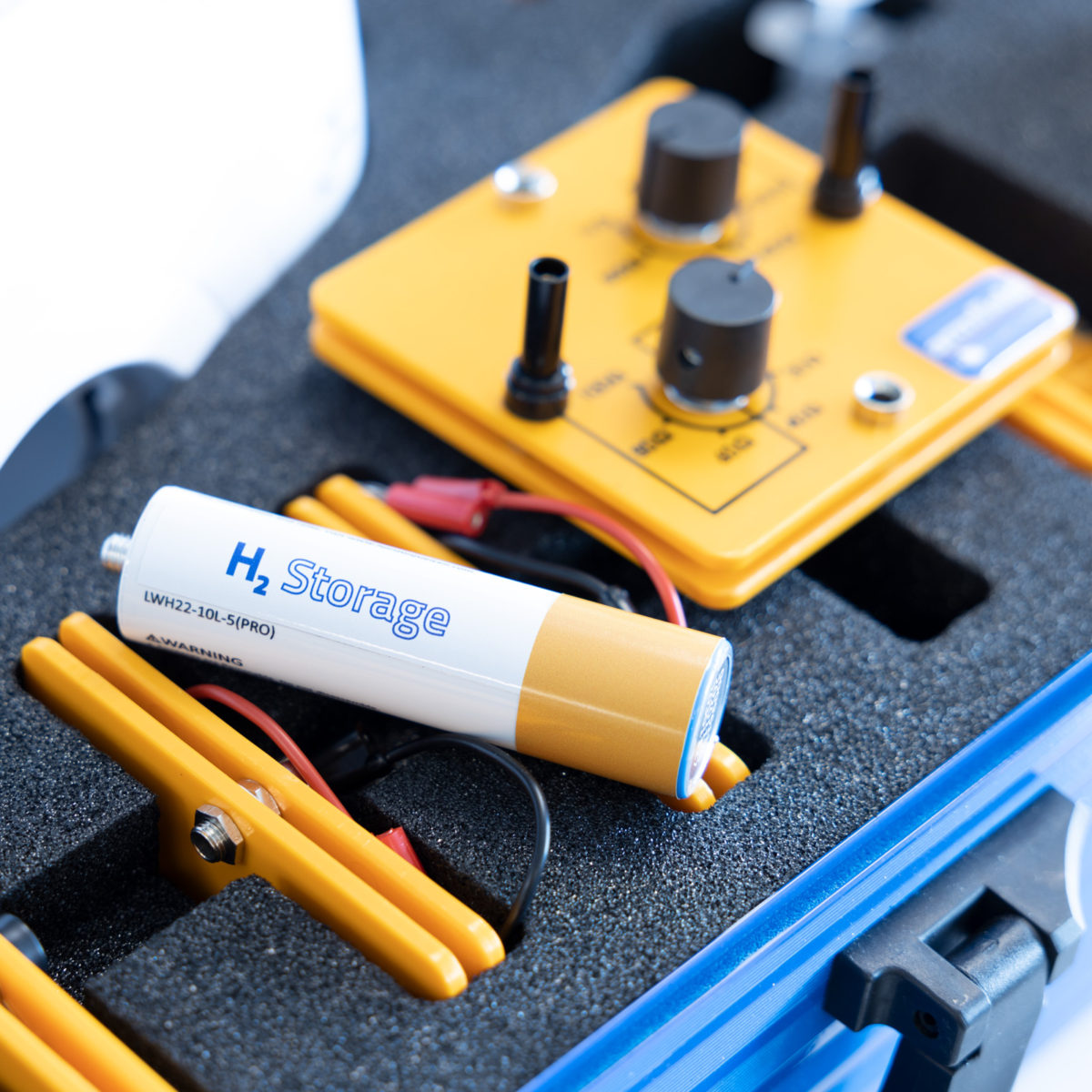 RE14 - Advanced Fuel Cell Technology - Armfield